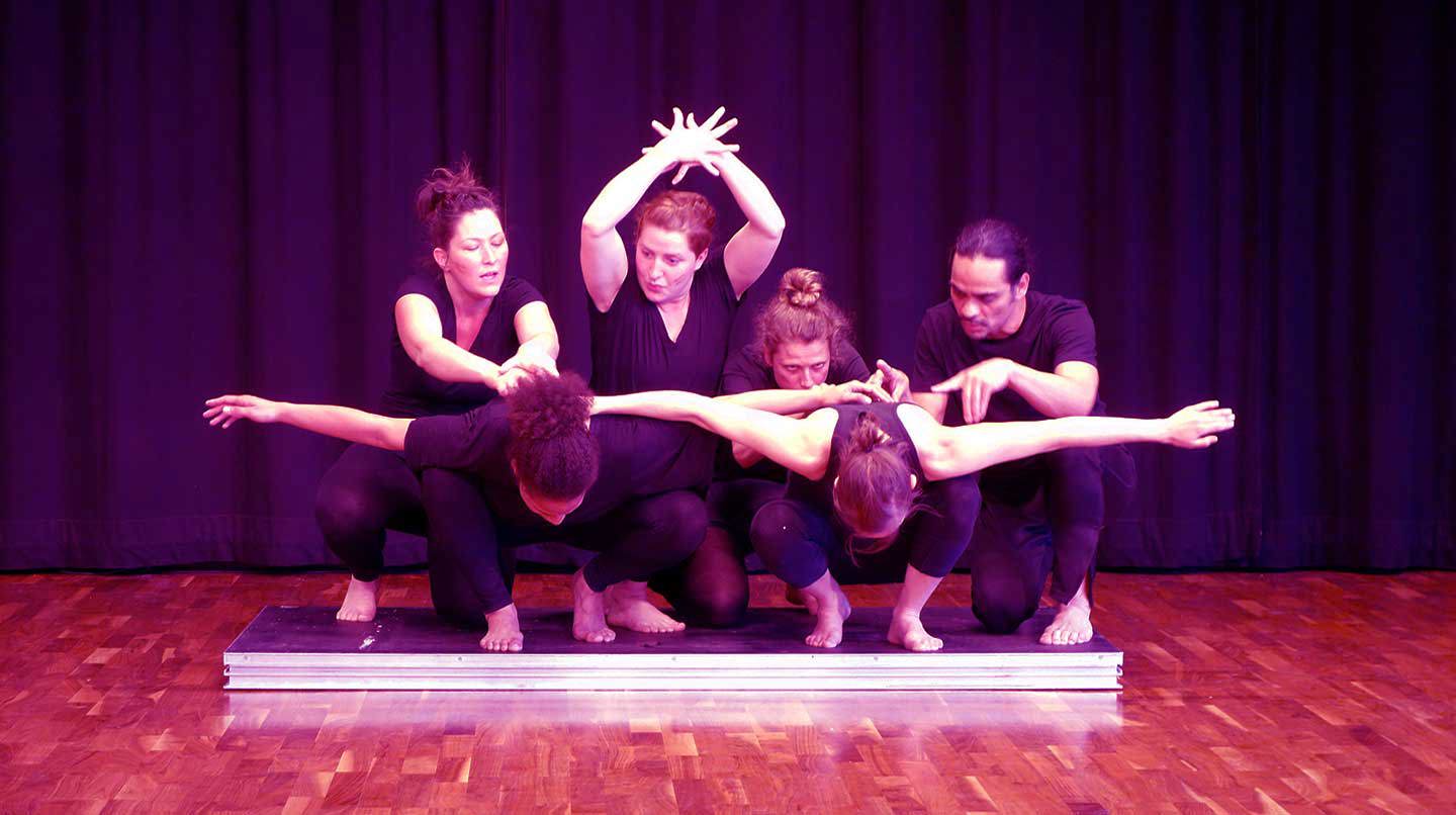 Spoken body – baskurs i mimskådespeleri - Stockholms konstnärliga ...