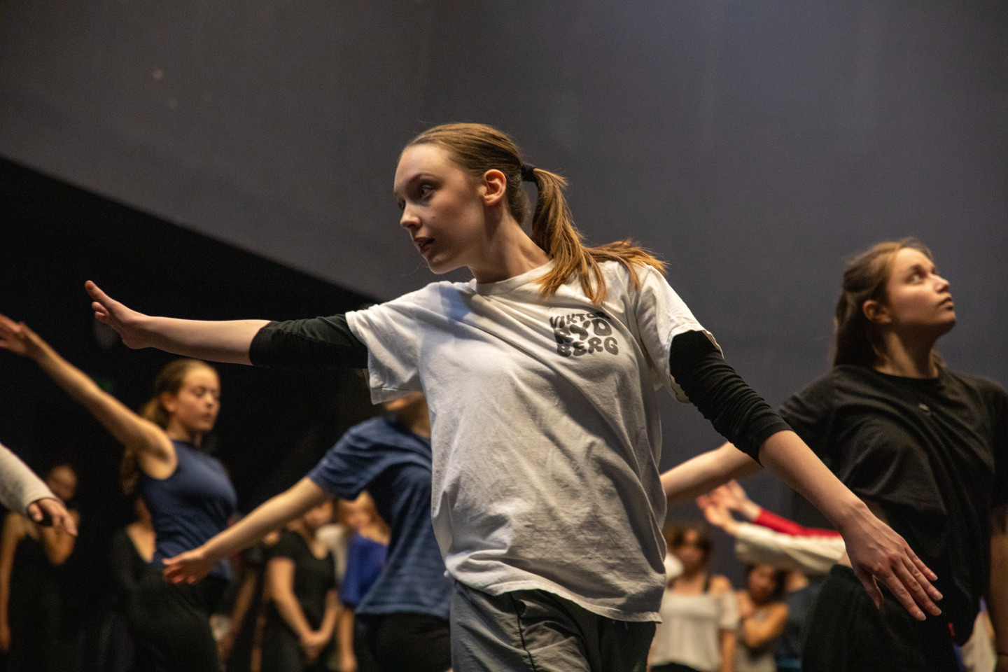 Hundratals gymnasieelever testade dans - Stockholms konstnärliga ...